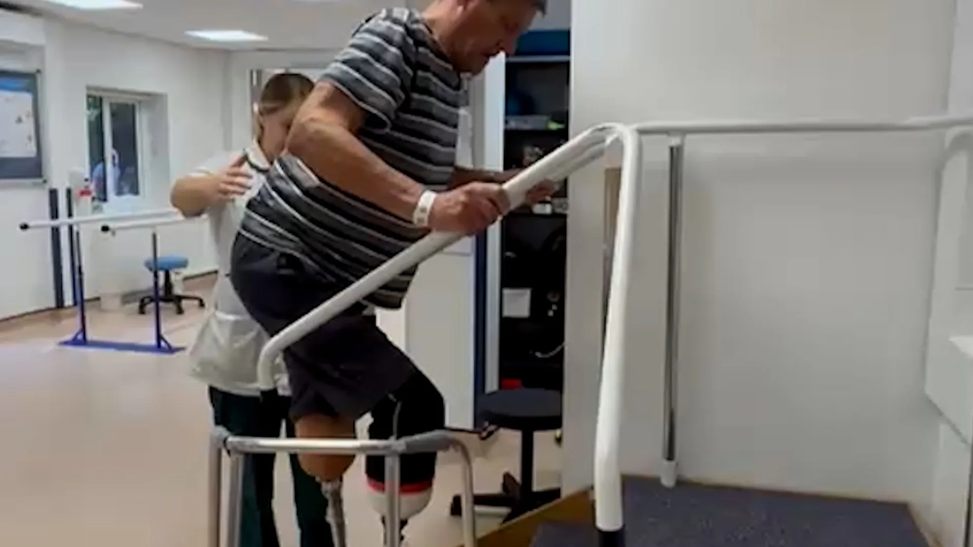 Man had both legs amputated after docs missed common condition