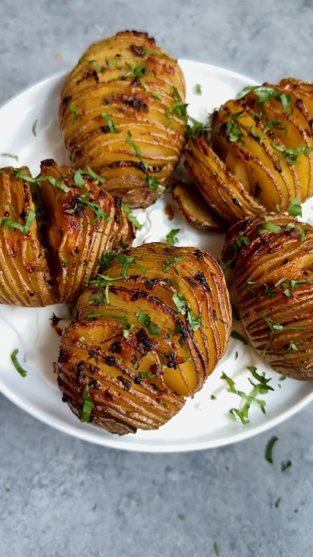 Garlic hasselback potatoes with honey butter