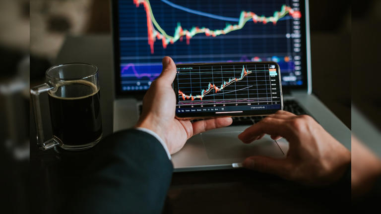 Small-cap penny stock Blue Cloud share price jumps over 17% after US ...