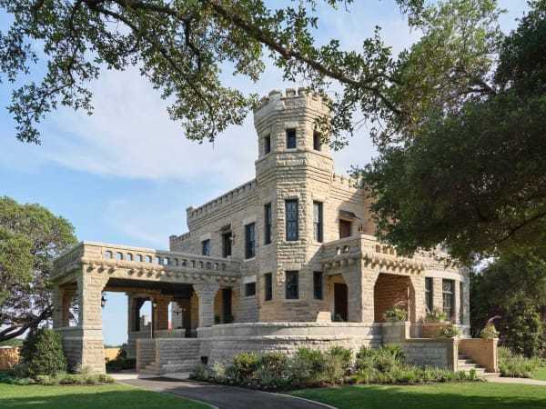 Chip and Joanna Gaines finally sell $2.7M Fixer Upper castle in Waco