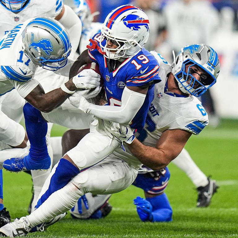 Bills sign wide receiver to 53-man roster, place defensive back on ...