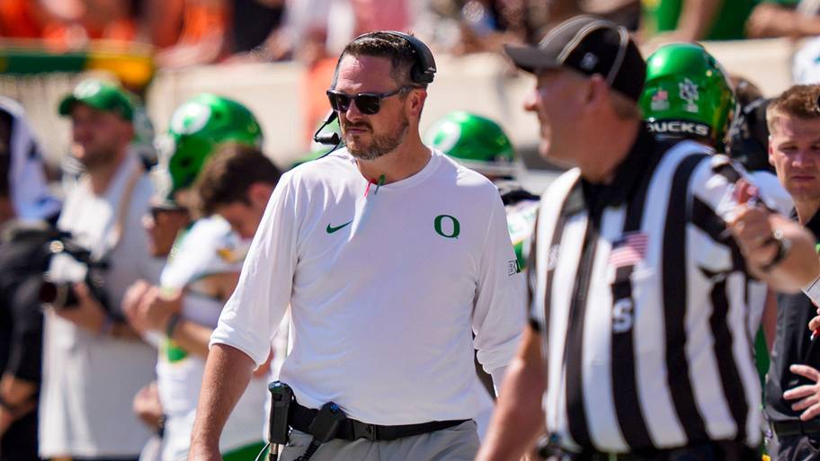 Updated Oregon Ducks bowl projection following shocking loss to ...