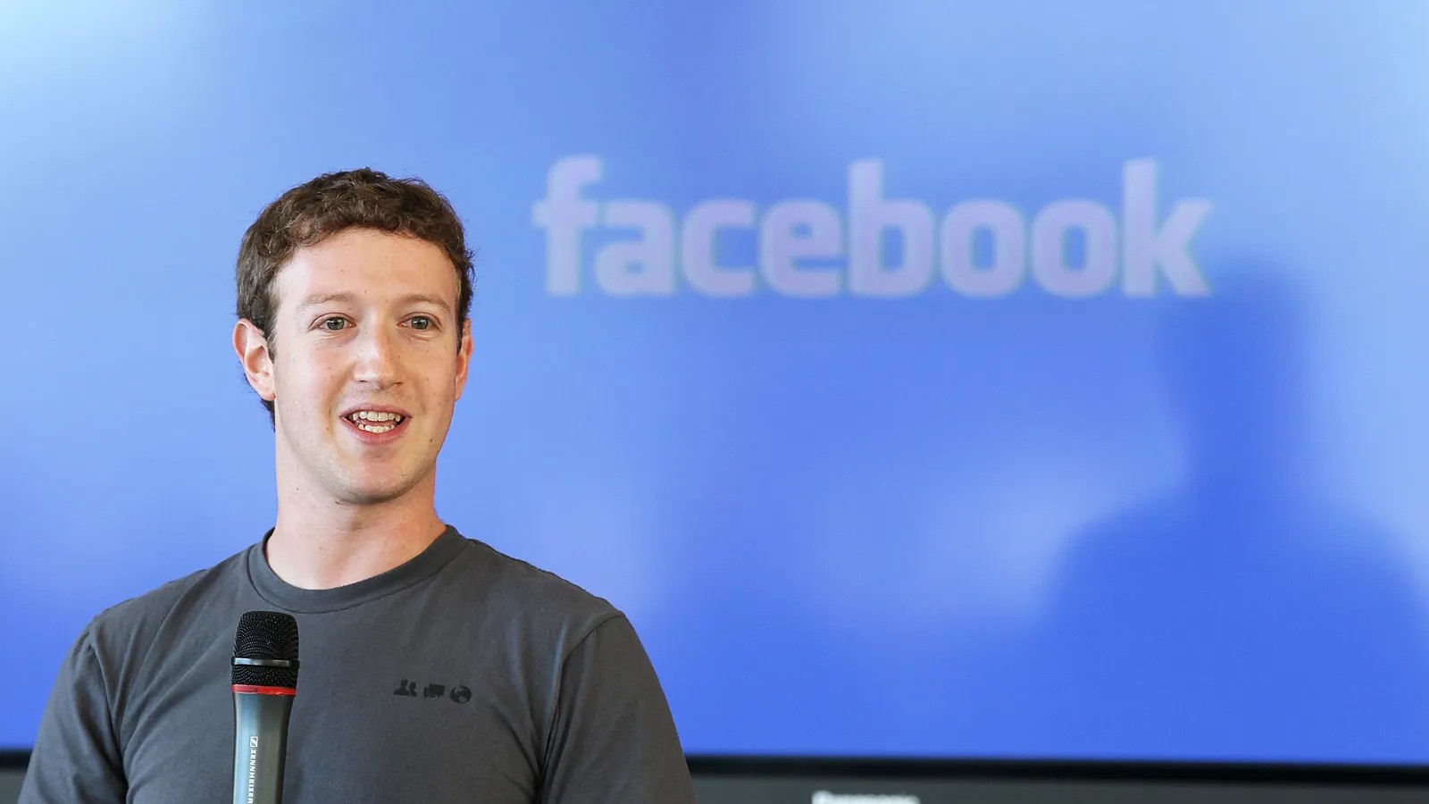 Facebook Has A 35 Billion User Problem Nobody Wants To Talk About