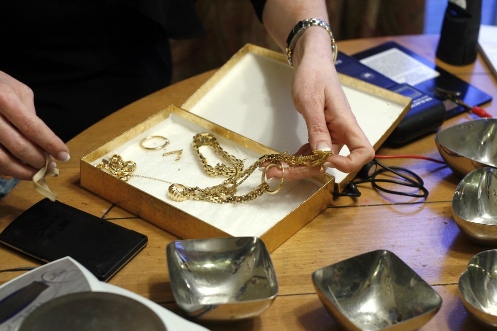 World's jewelry boxes hold a decade of gold supply says new report