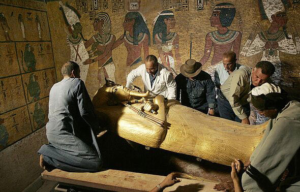 Tutankhamun breakthrough as secret chamber found in ancient Egyptian ...