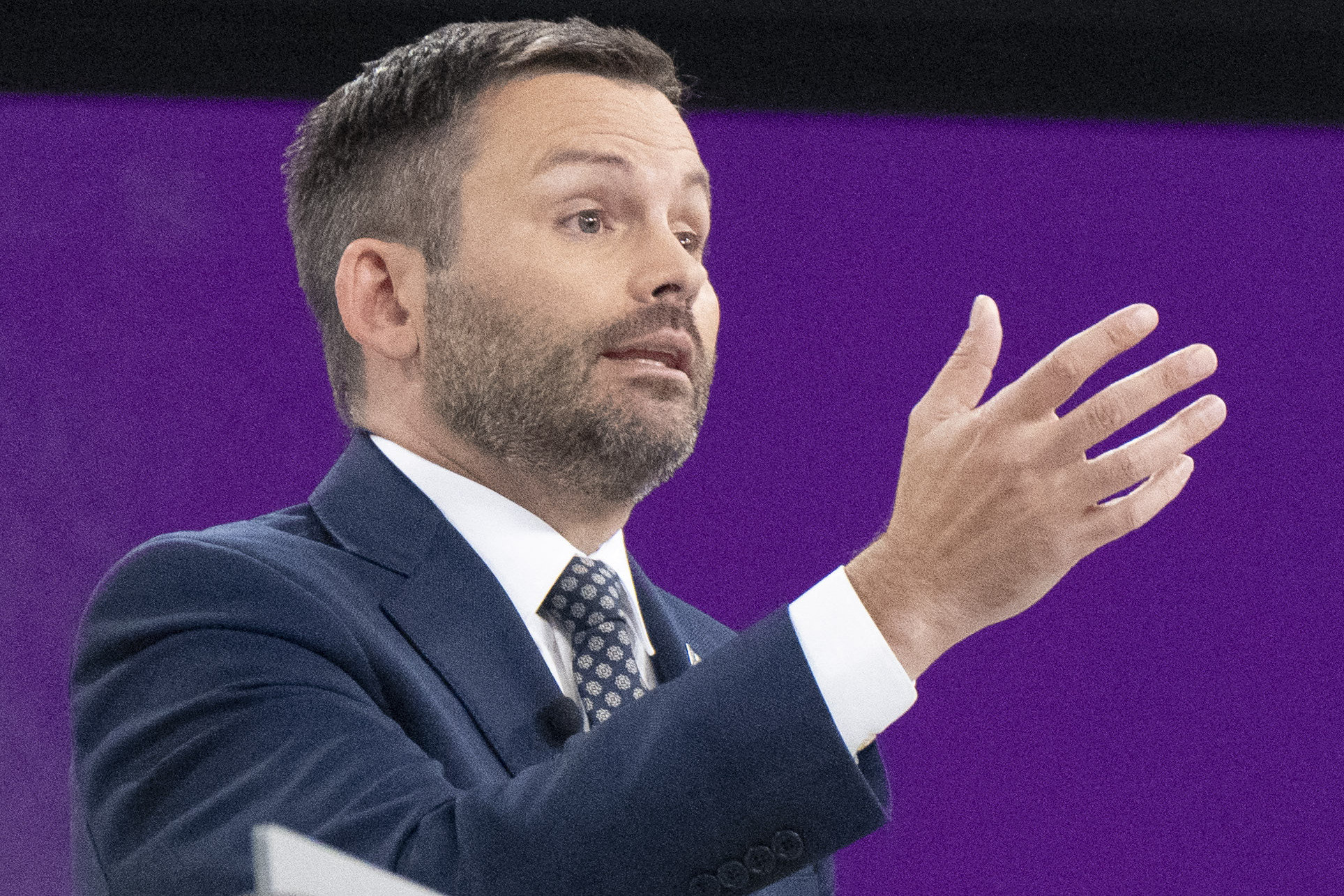 Quebec election: PQ would bar young children from wearing conspicuous ...