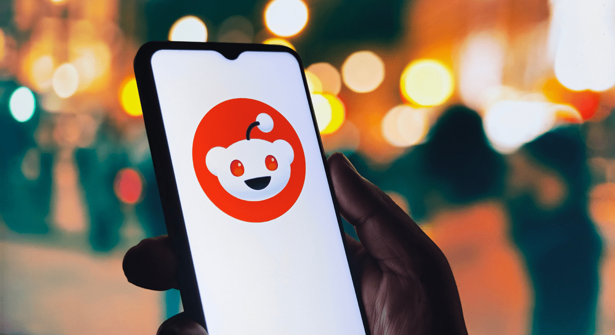 Reddit expands lead generation tools for B2B and B2C advertisers