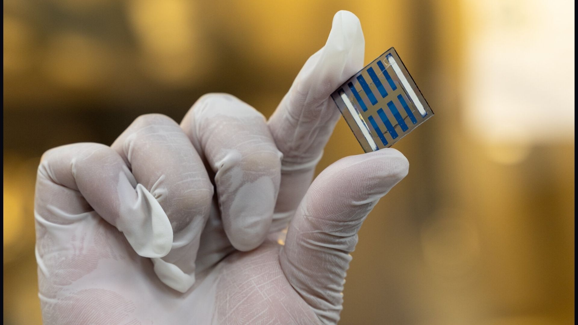 Scientists crack hidden solar cell leak that could boost efficiency to ...