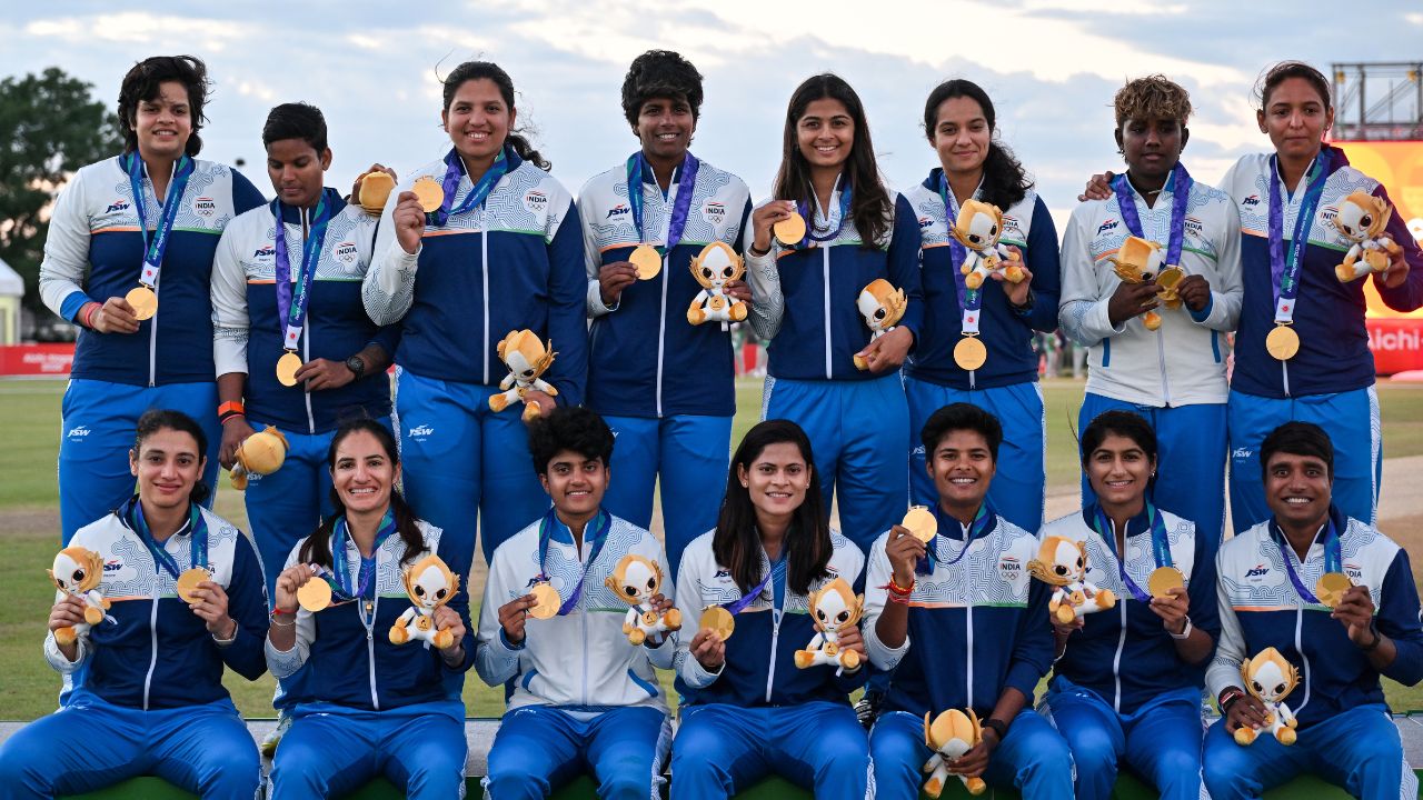 Star player from Harmanpreet Kaur's Team India sets new record after ...