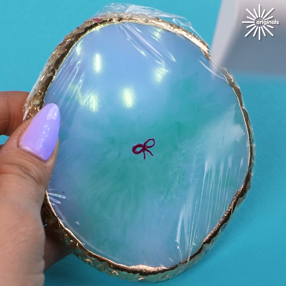 Easy DIY bow nails! 🎀