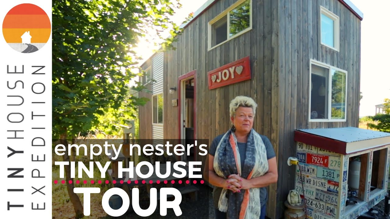 Vintage-inspired tiny house, from empty nest to new business