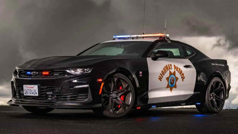 After nearly 50 years, California police put final V8 Camaro into service