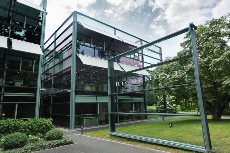 Richemont in talks to join bid for diamond miner De Beers, Bloomberg ...