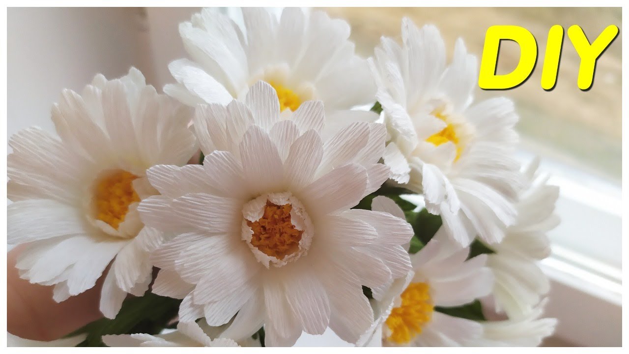 DIY chamomile flowers from corrugated paper