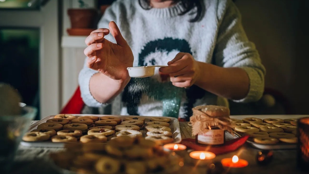 How Hollywood makes fake food look appetizing on camera