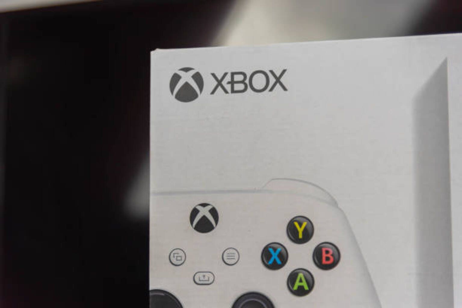 Microsoft plans next-generation Xbox, handheld devices for 2027-2028 ...