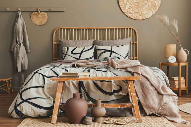 Designers say these 5 once-popular textile patterns are starting to ...