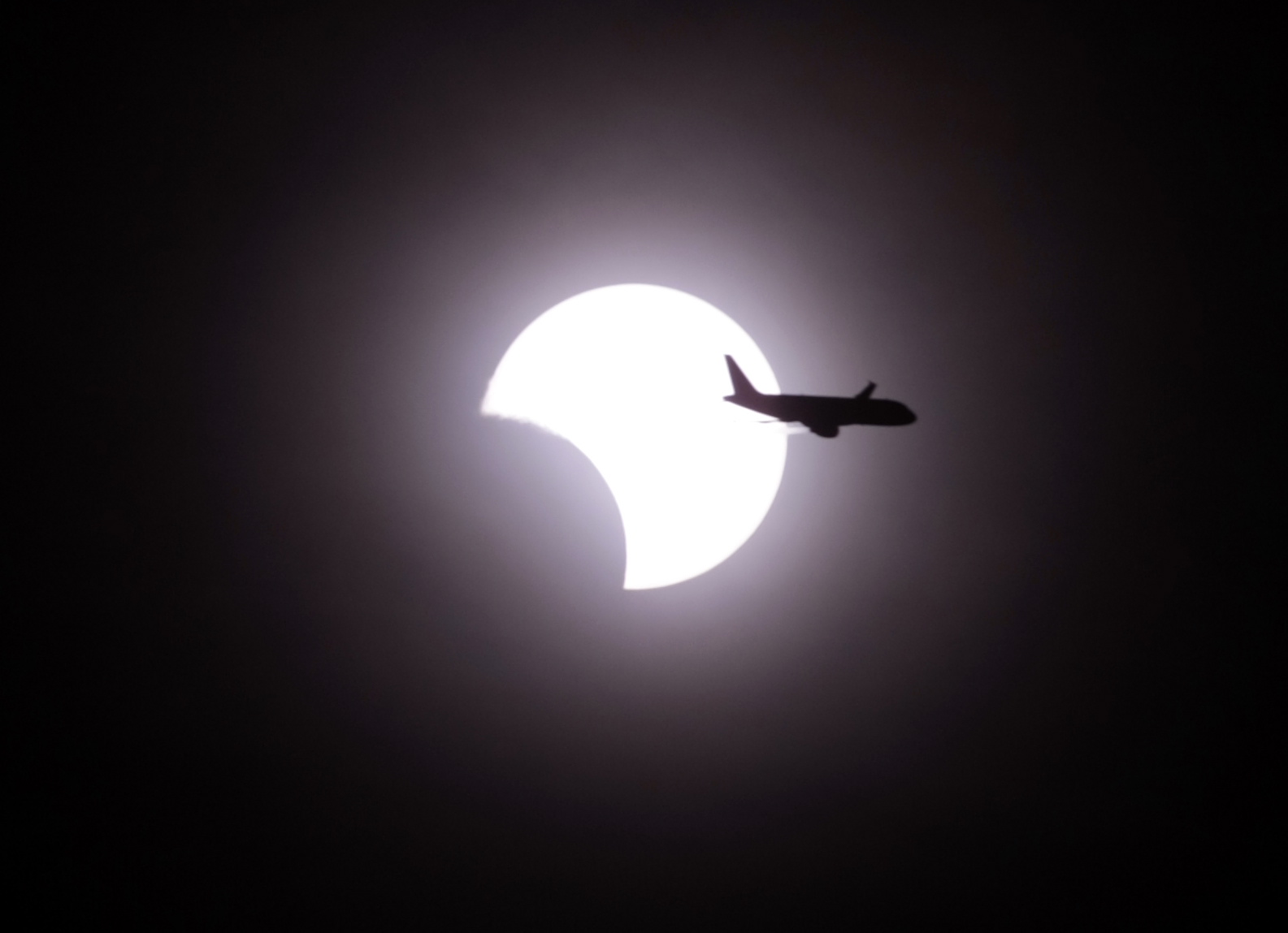 30 epic eclipse photos