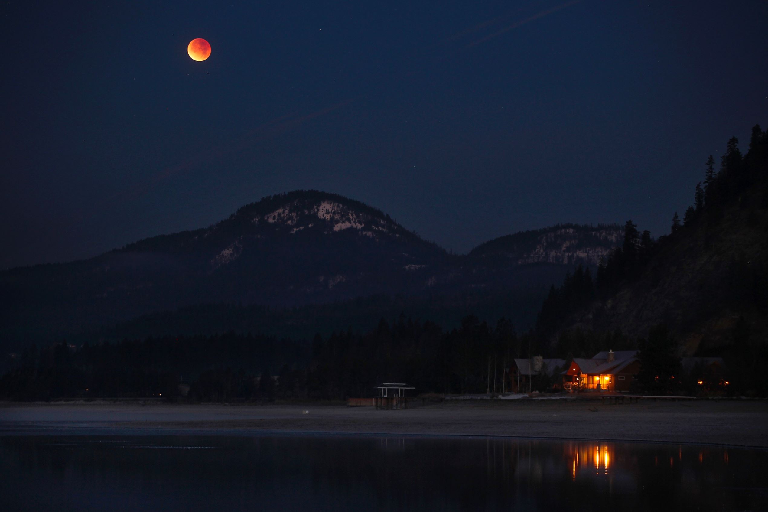 30 epic eclipse photos