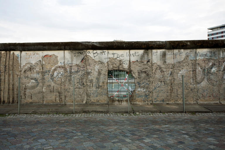 12 of the most famous walls in the world