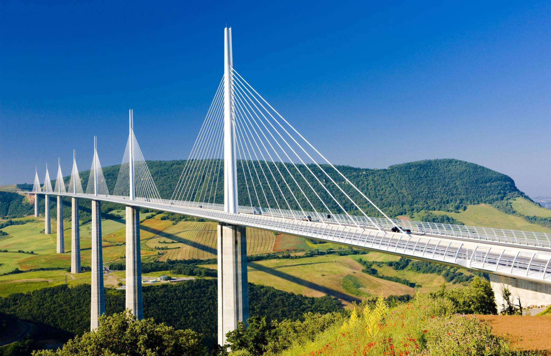 The world's most beautiful bridges you must see