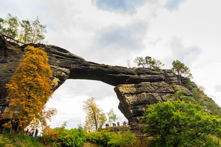 15 of the most stunning natural bridges