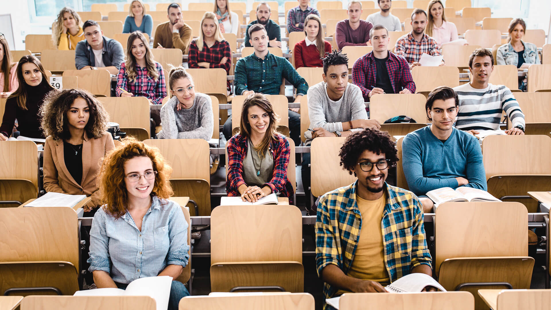 5 Accounts Every College Student Needs – and They’re Not What You Think