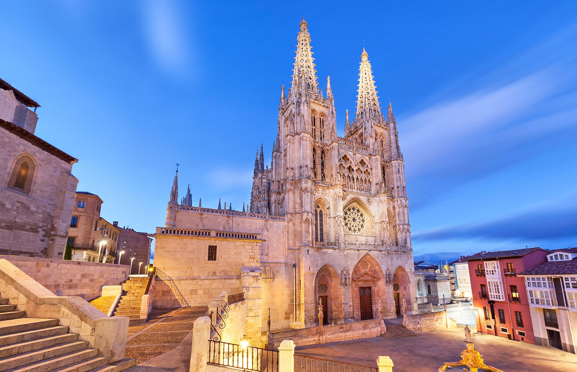 The most beautiful cathedrals on Earth to see before you die