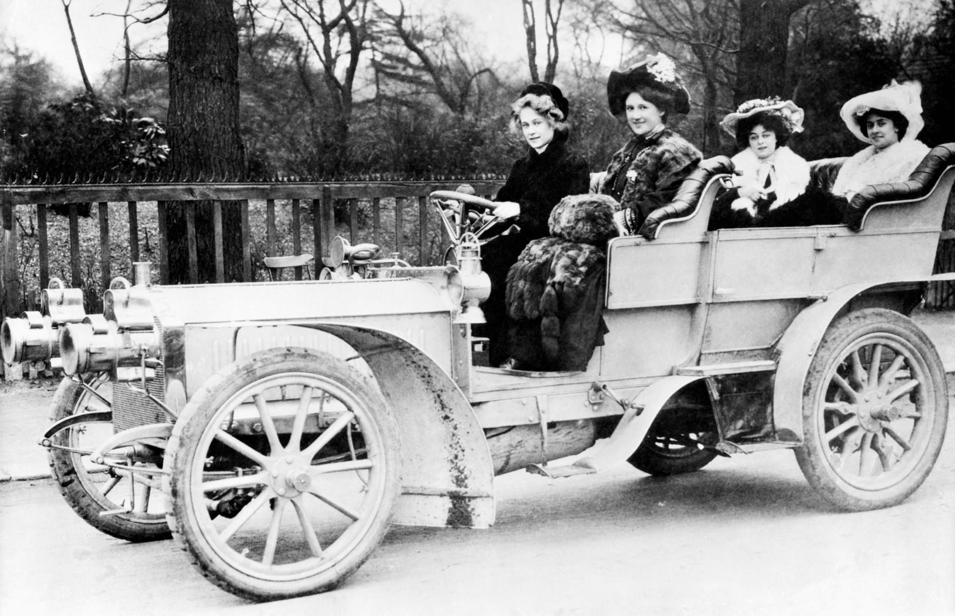 The devastating story of Detroit's Packard Plant