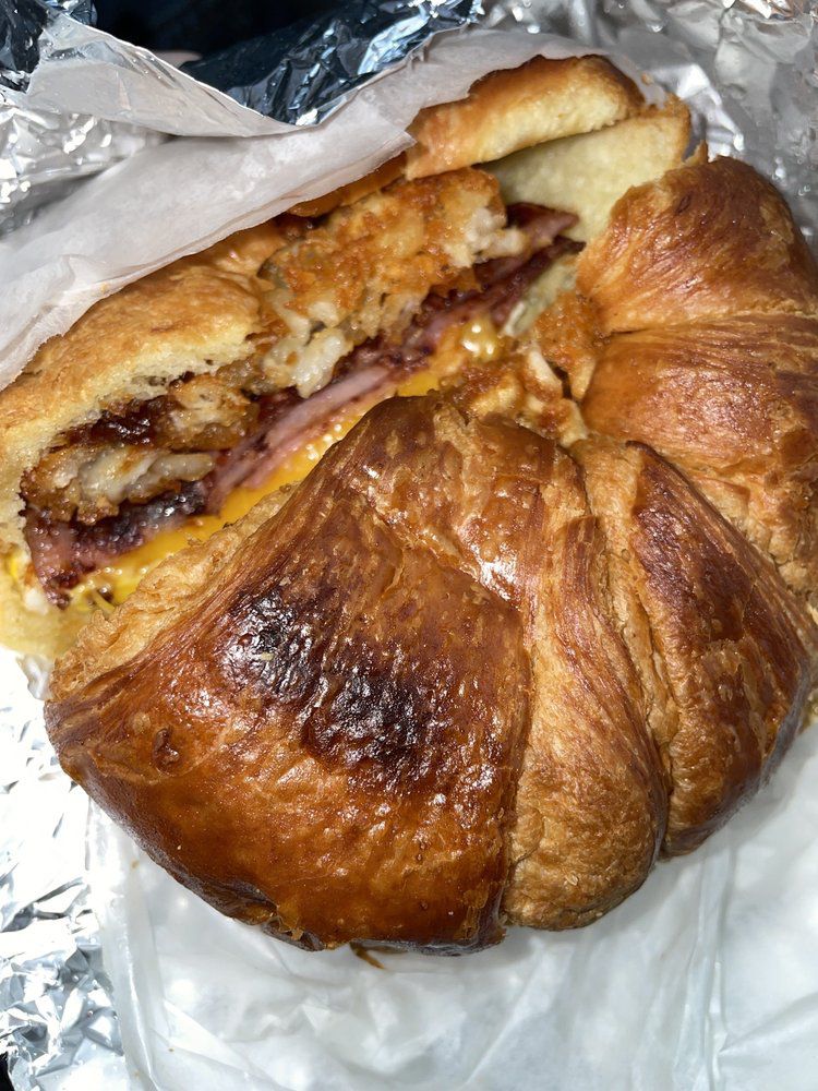 The Best Hole-in-the-Wall Breakfast Joint in Every State