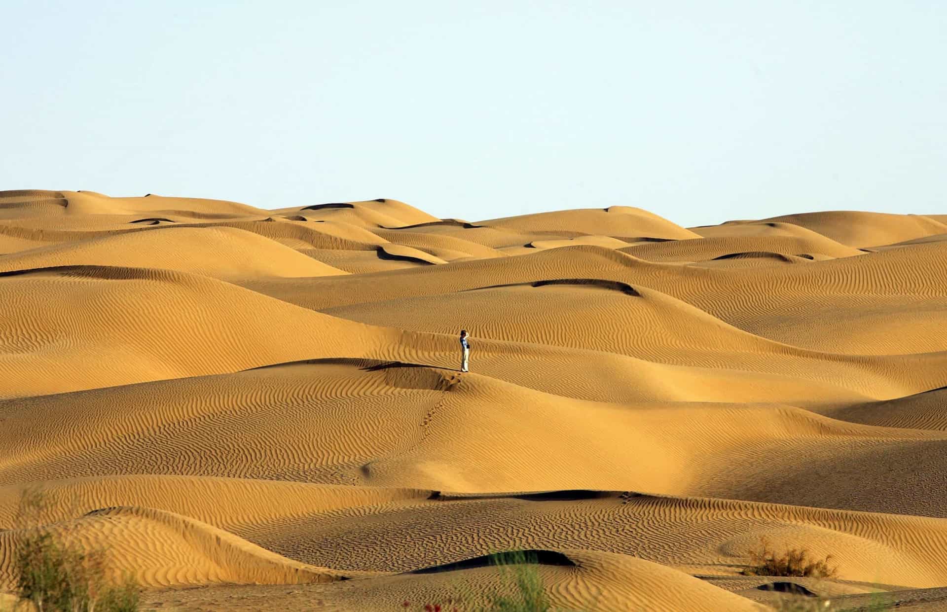 Discover 60 extreme points of Earth