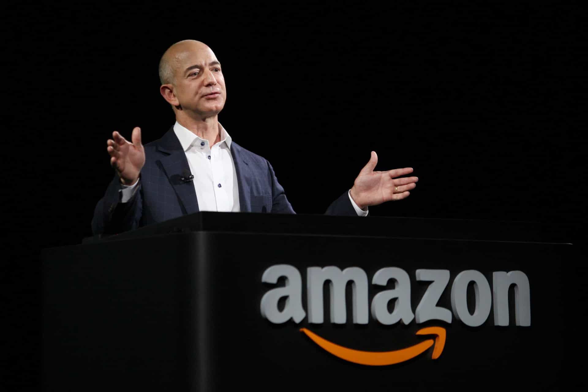 Het inkomen van Jeff Bezos per seconde onthuld