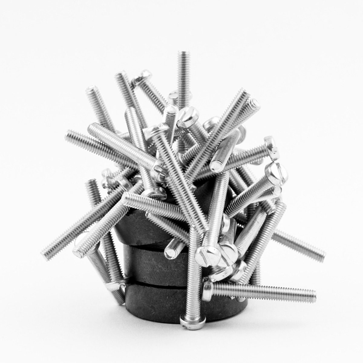 66 Cool Tool Hacks That are Super Useful for DIYers