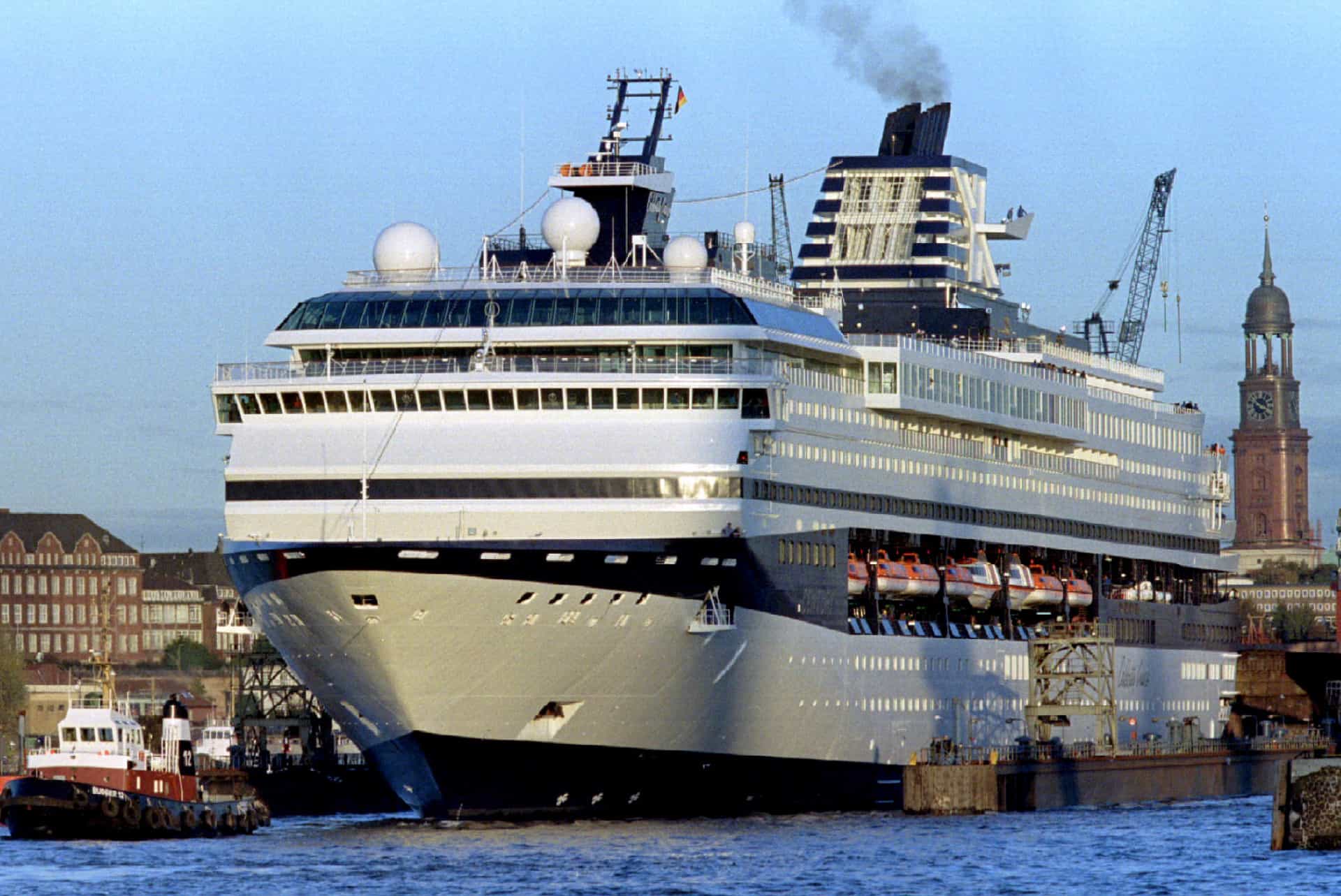 Disparus en pleine croisière: sont-ils tombés par-dessus bord