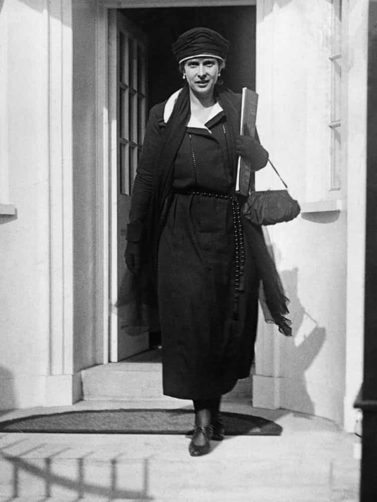 The unbelievably dramatic life of Princess Alice