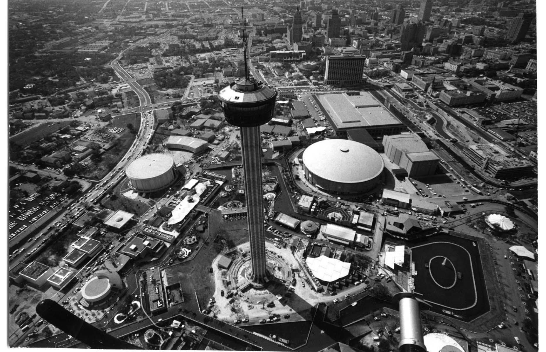 Incredible World's Fair landmarks you can still see today