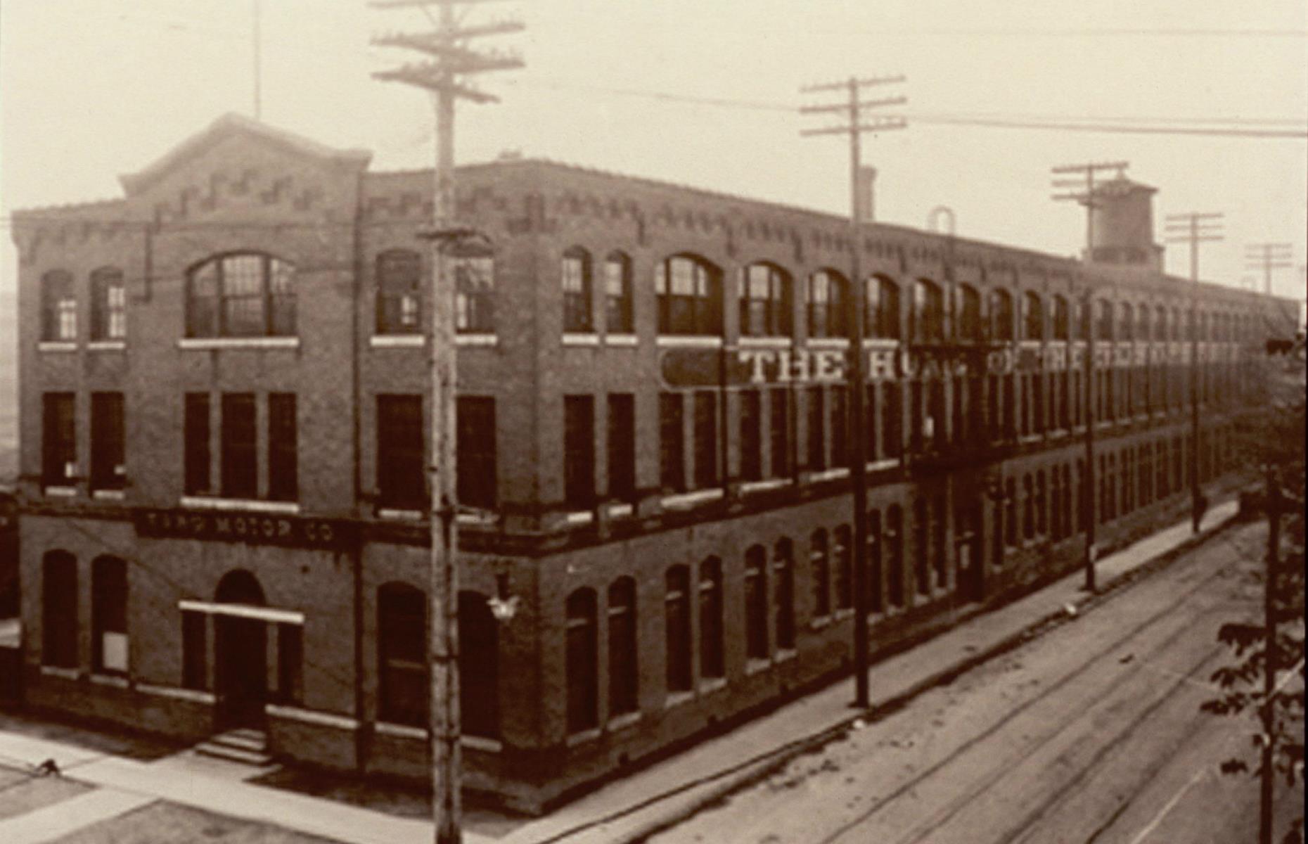 Haunting images of 7 legendary Midwestern factories left to rot