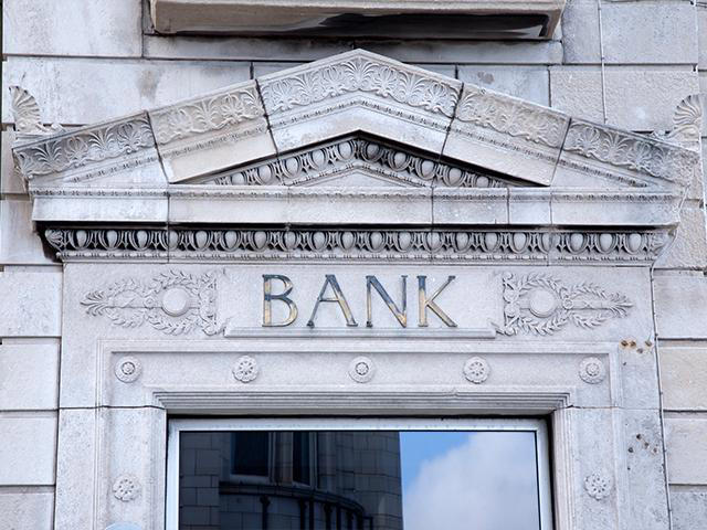 List: Bank schedules for Christmas 2025 holidays