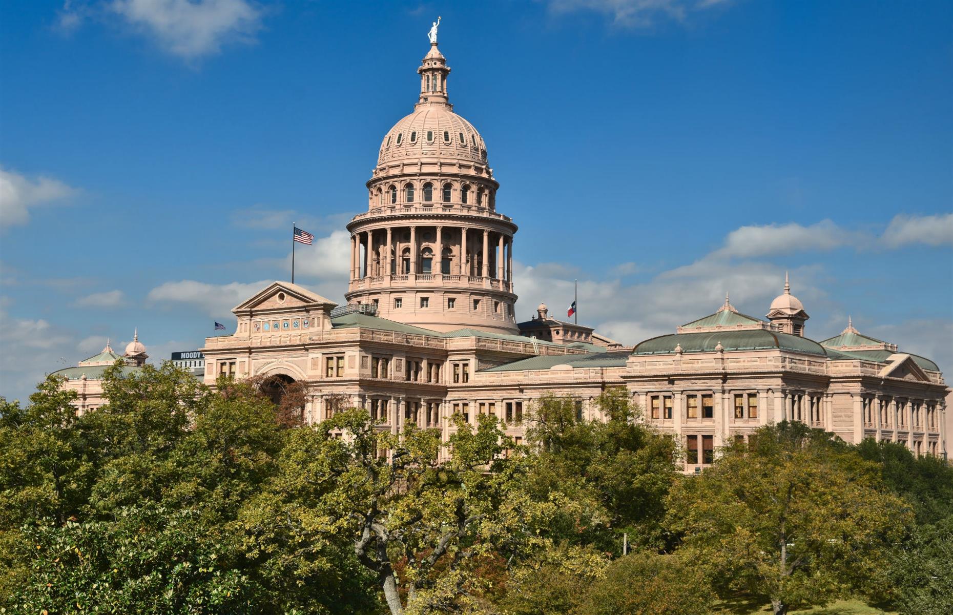 Visit the top attraction in every US state capital