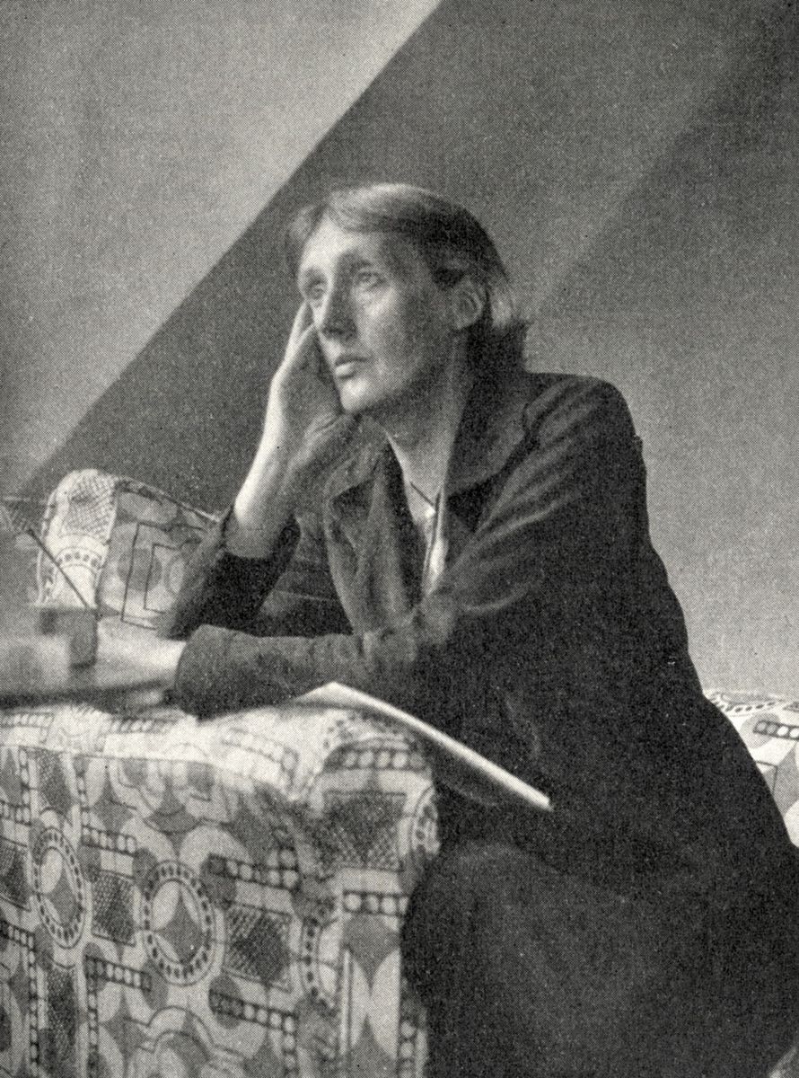 Por qué Virginia Woolf sigue siendo moderna (y 4 libros para conocerla)