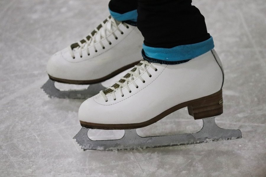 Cold weather brings ice skating, heating issues