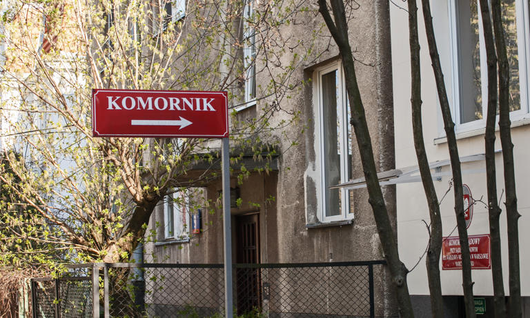 Asesor wykorzystał ciężką chorobę komornika. Z kont dużych korporacji ...