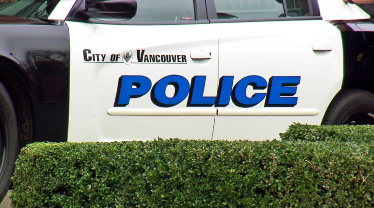 Vancouver multi-car crash closes lanes near SE Mill Plain Blvd