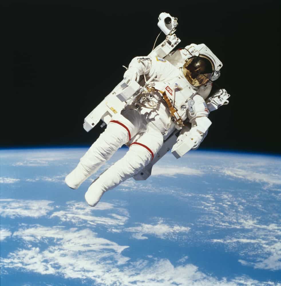 Things movies get wrong about space