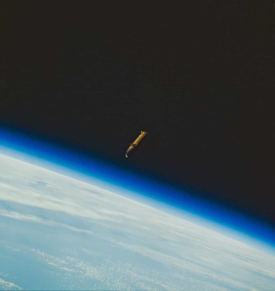 Things movies get wrong about space