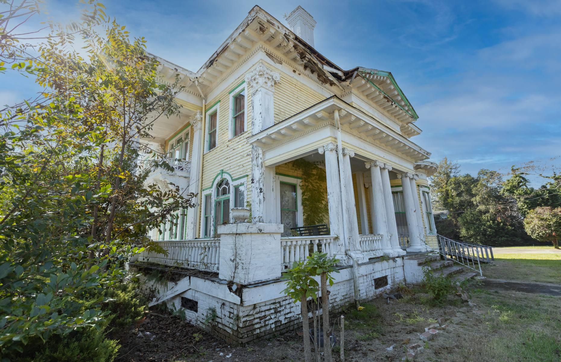 Step inside this gorgeous American mansion frozen in time