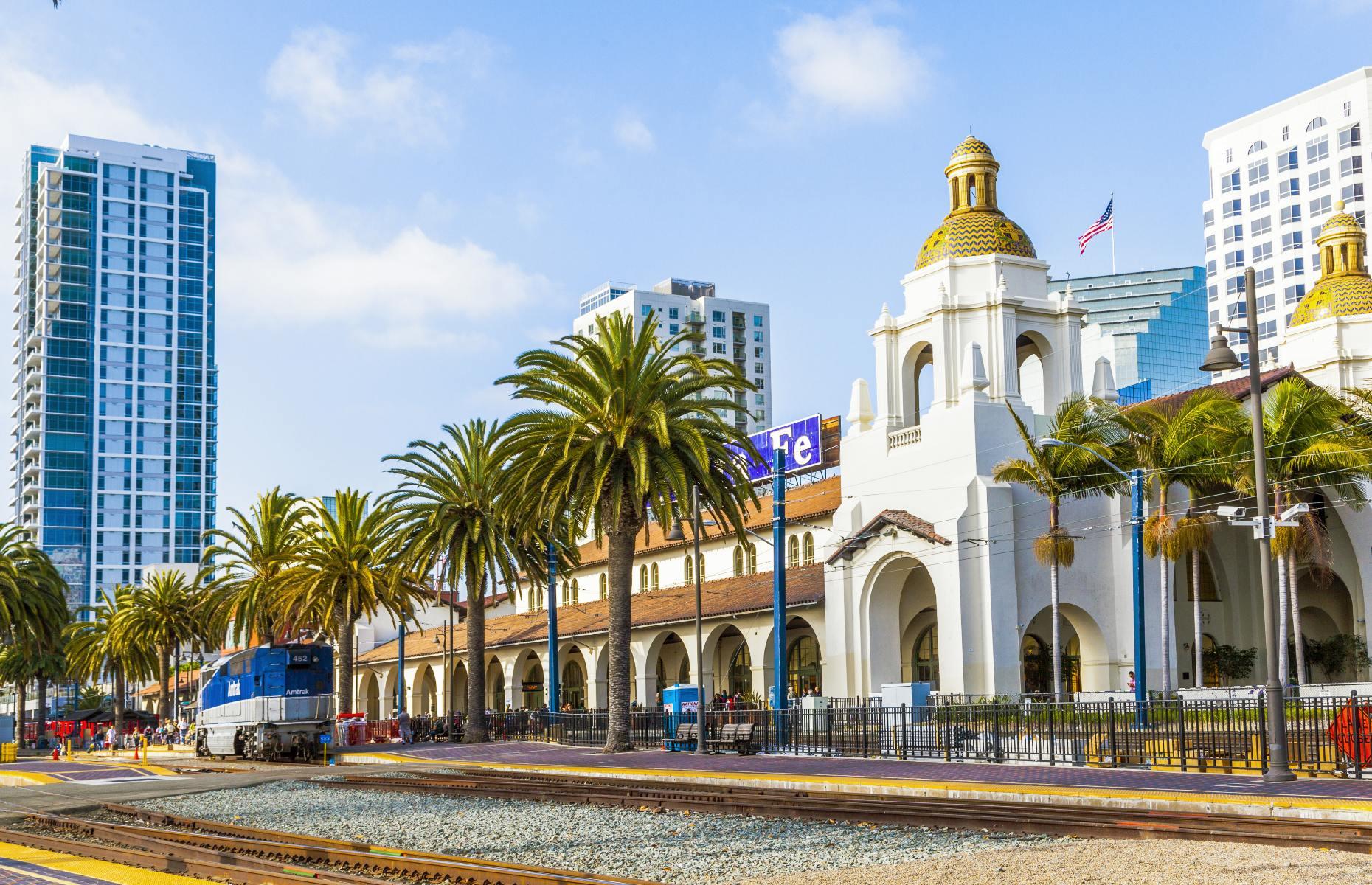 We've Tracked Down The Most Beautiful Train Stations Across America