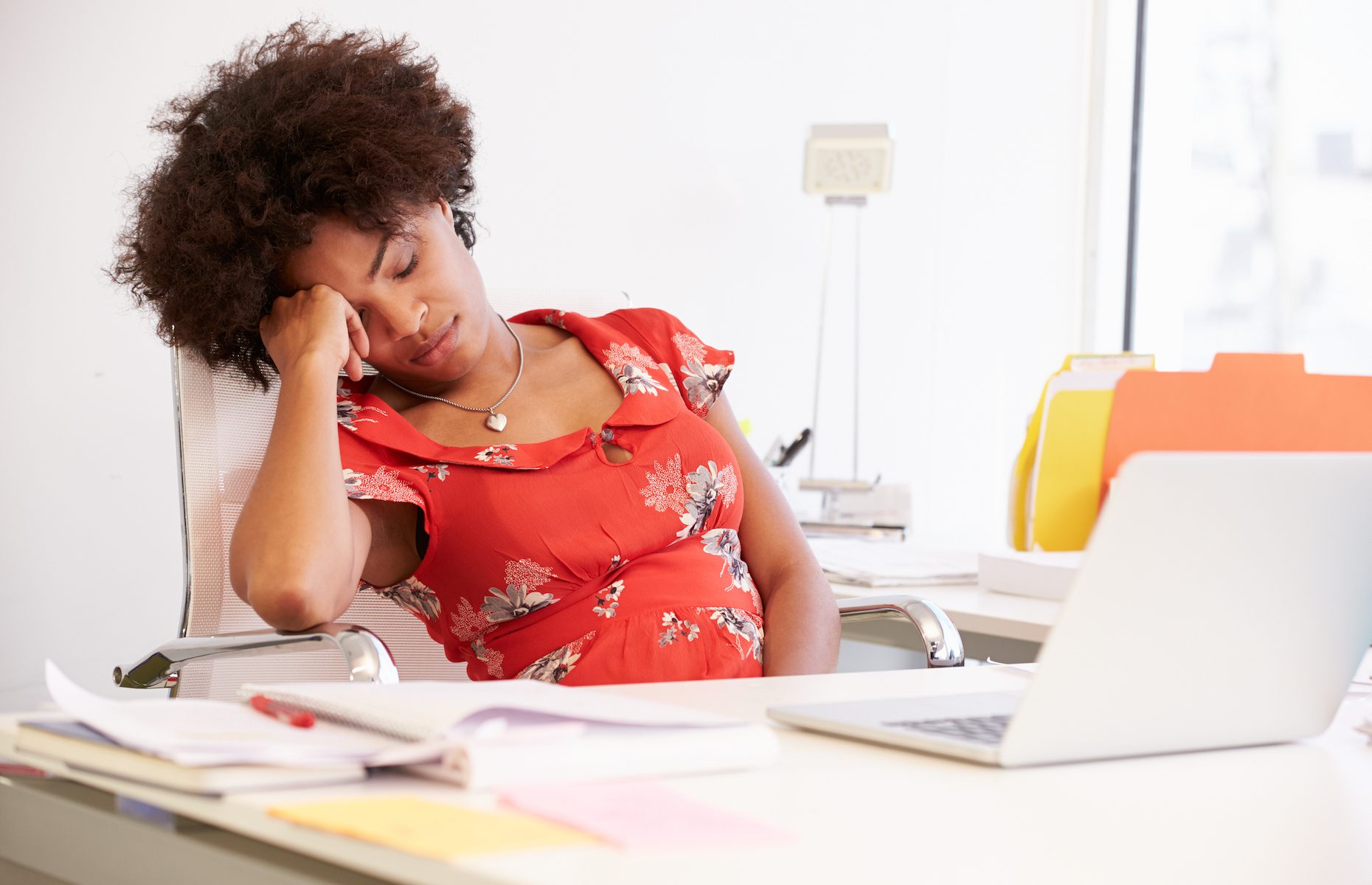Understanding the common physical signs and symptoms of hormonal imbalances