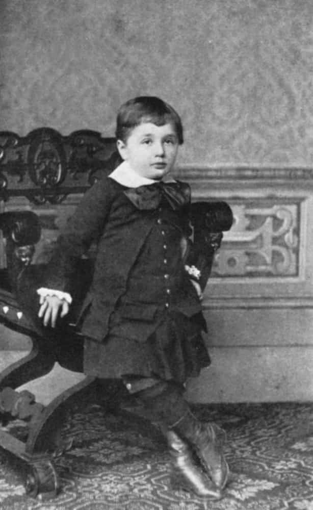 The dark side of Albert Einstein