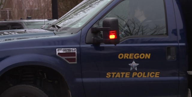 UCC athlete, coach die in head-on crash in Coos County